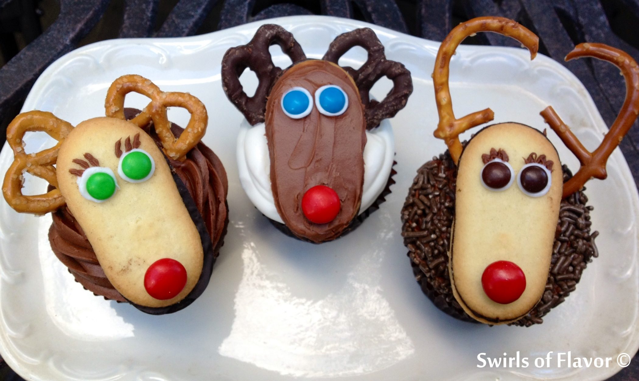Rudolph the Red Nosed Reindeer Cupcakes - Swirls of Flavor