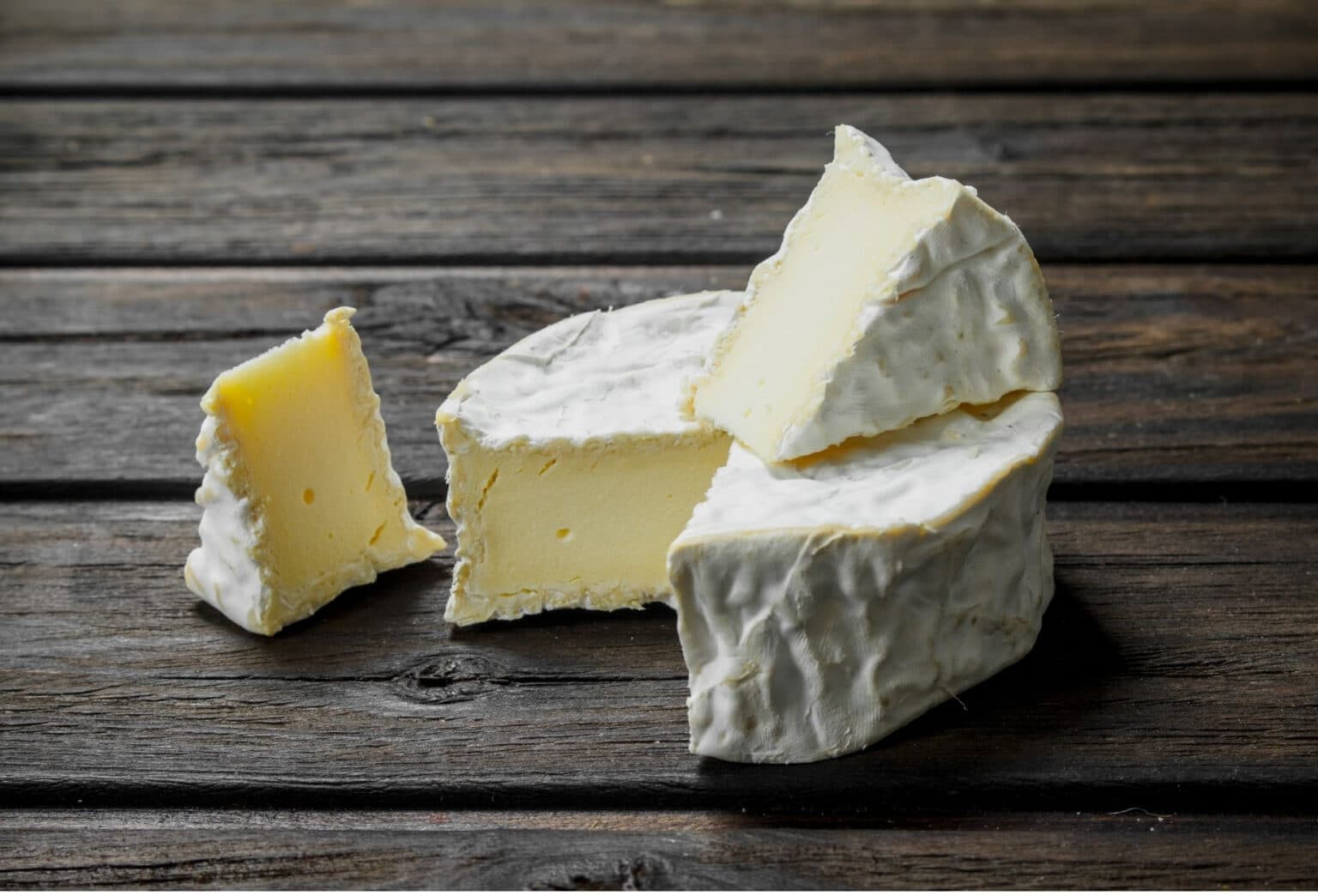 Maple Bacon Brie Bread - Swirls of Flavor