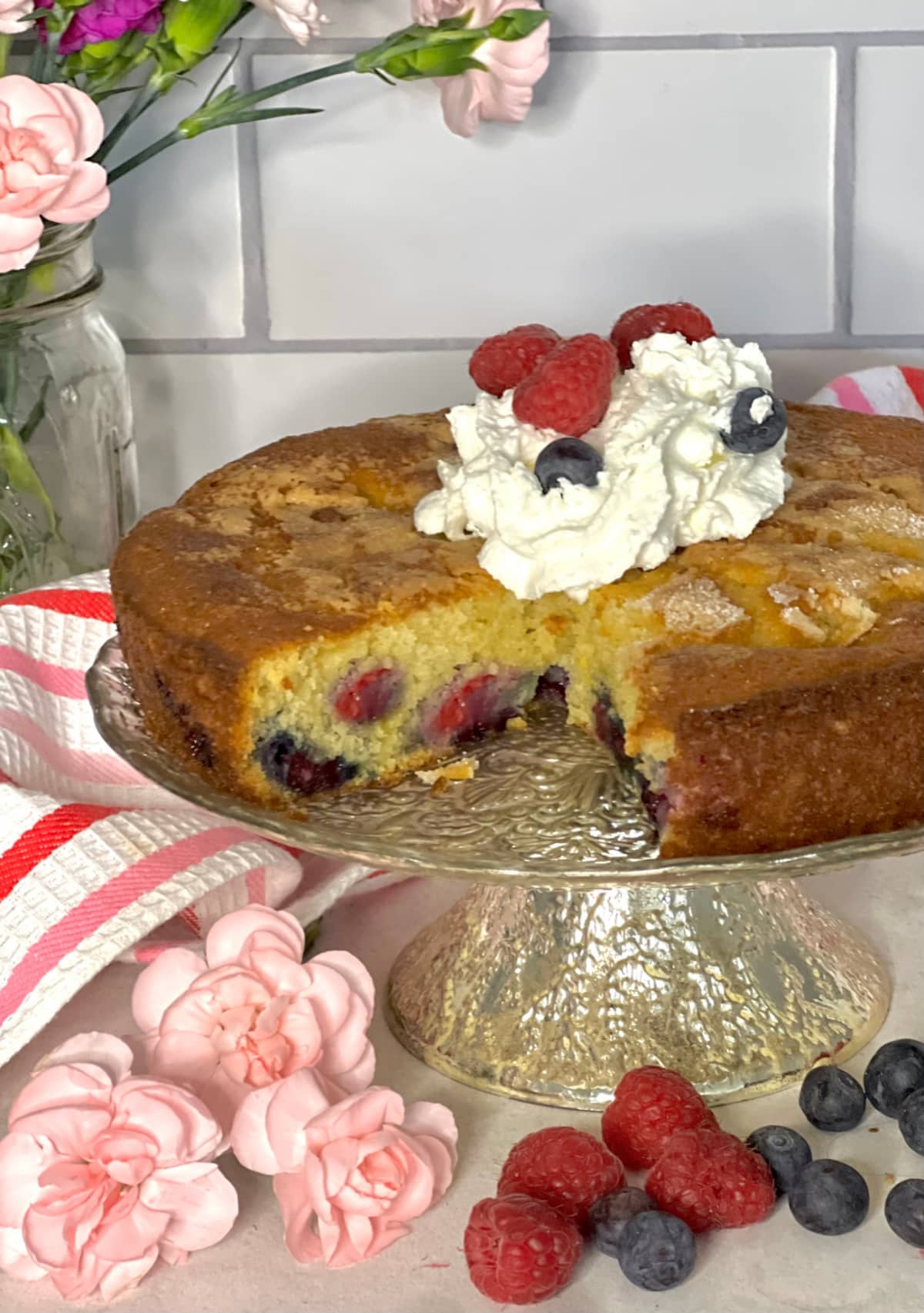 Berry Cake - Swirls of Flavor