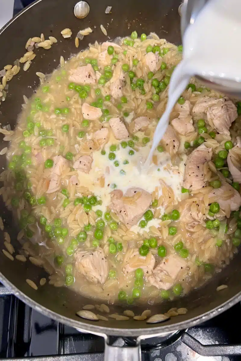 One Pot Lemon Chicken Orzo Pasta - Swirls of Flavor